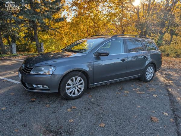 Grey Volkswagen Passat 2012 in Vilnius, with an engine capacity of 2.00 L and mileage of 467 thousand km for 4500 €, photo 7 on AUTOMOTO.COM.LV