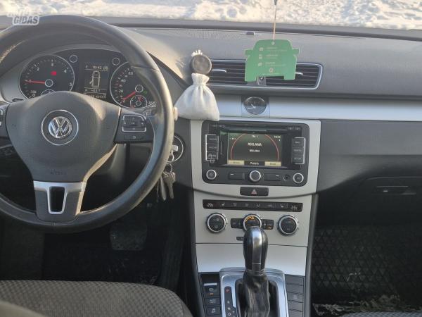 Pelēks Volkswagen Passat 2012 Viļņa, ar dzinēja tilpumu 2.00 L un nobraukumu 332 tūkst. km par 5000 €, foto 10 vietnē AUTOMOTO.COM.LV