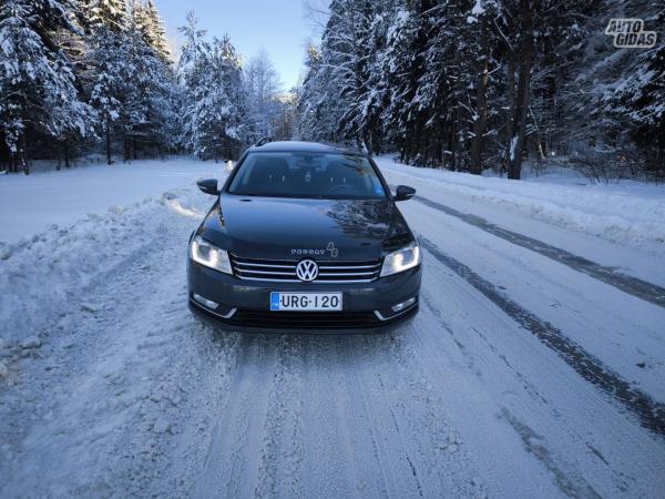 Pelēks Volkswagen Passat 2012 Šalčininkai, ar dzinēja tilpumu 2.00 L un nobraukumu 299 tūkst. km par 4650 €, foto 1 vietnē AUTOMOTO.COM.LV