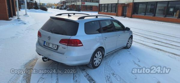 Pelēks Volkswagen Passat 2012 Pērnava, ar dzinēja tilpumu 2.00 L un nobraukumu 363 tūkst. km par 4000 €, foto 5 vietnē AUTOMOTO.COM.LV