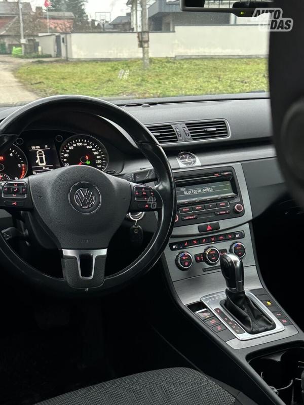 Grey Volkswagen Passat 2012 in Kaunas, with an engine capacity of 2.00 L and mileage of 260 thousand km for 5350 €, photo 7 on AUTOMOTO.COM.LV