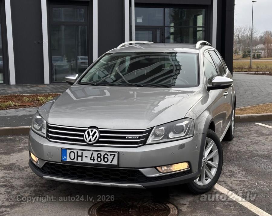Grey Volkswagen Passat 2012 in Tallinn, with an engine capacity of 2.00 L and mileage of 398 thousand km for 5499 €, photo 4 on AUTOMOTO.COM.LV