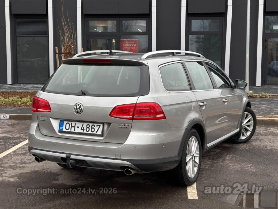 Grey Volkswagen Passat 2012 in Tallinn, with an engine capacity of 2.00 L and mileage of 398 thousand km for 5499 €, photo 7 on AUTOMOTO.COM.LV