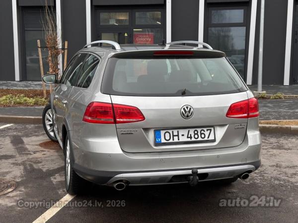 Grey Volkswagen Passat 2012 in Tallinn, with an engine capacity of 2.00 L and mileage of 398 thousand km for 5499 €, photo 9 on AUTOMOTO.COM.LV