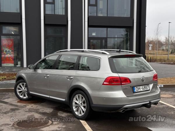 Grey Volkswagen Passat 2012 in Tallinn, with an engine capacity of 2.00 L and mileage of 398 thousand km for 5499 €, photo 10 on AUTOMOTO.COM.LV