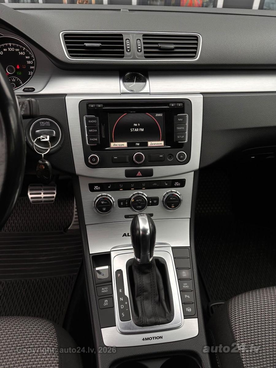Grey Volkswagen Passat 2012 in Tallinn, with an engine capacity of 2.00 L and mileage of 398 thousand km for 5499 €, photo 23 on AUTOMOTO.COM.LV