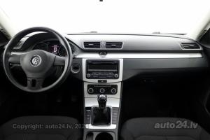 Grey Volkswagen Passat 2012 in Tallinn, with an engine capacity of 1.60 L and mileage of 369 thousand km for 2999 €, photo 5 on AUTOMOTO.COM.LV