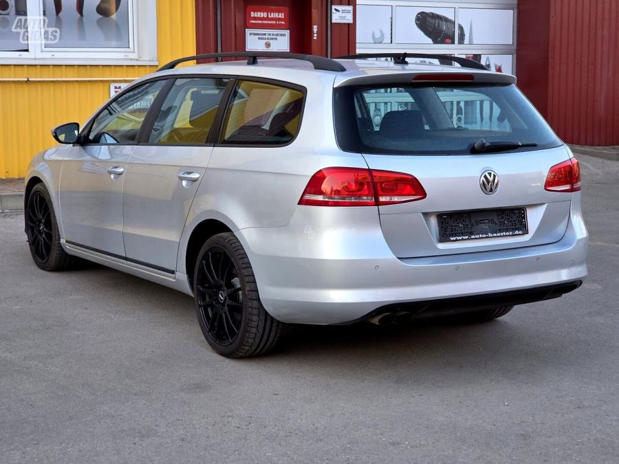 Grey Volkswagen Passat 2012 in Vilnius, with an engine capacity of 2.00 L and mileage of 272 thousand km for 4700 €, photo 7 on AUTOMOTO.COM.LV
