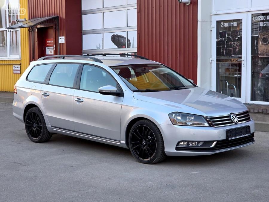 Grey Volkswagen Passat 2012 in Vilnius, with an engine capacity of 2.00 L and mileage of 272 thousand km for 4700 €, photo 13 on AUTOMOTO.COM.LV