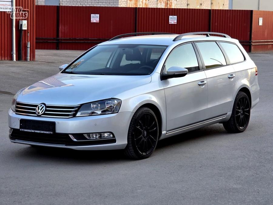 Grey Volkswagen Passat 2012 in Vilnius, with an engine capacity of 2.00 L and mileage of 272 thousand km for 4700 €, photo 16 on AUTOMOTO.COM.LV