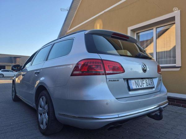 Pelēks Volkswagen Passat 2012 Viļņa, ar dzinēja tilpumu 2.00 L un nobraukumu 360 tūkst. km par 3750 €, foto 4 vietnē AUTOMOTO.COM.LV