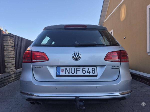 Pelēks Volkswagen Passat 2012 Viļņa, ar dzinēja tilpumu 2.00 L un nobraukumu 360 tūkst. km par 3750 €, foto 5 vietnē AUTOMOTO.COM.LV