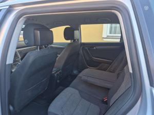 Grey Volkswagen Passat 2012 in Vilnius, with an engine capacity of 2.00 L and mileage of 360 thousand km for 3750 €, photo 18 on AUTOMOTO.COM.LV