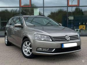 Grey Volkswagen Passat 2012 in Klaipeda, with an engine capacity of 1.97 L and mileage of 282 thousand km for 5800 €, photo 7 on AUTOMOTO.COM.LV