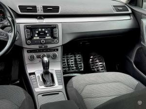 Grey Volkswagen Passat 2012 in Klaipeda, with an engine capacity of 1.97 L and mileage of 282 thousand km for 5800 €, photo 19 on AUTOMOTO.COM.LV