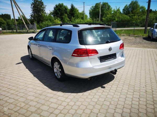 Pelēks Volkswagen Passat 2012 Radviliškis, ar dzinēja tilpumu 1.97 L un nobraukumu 283 tūkst. km par 4850 €, foto 3 vietnē AUTOMOTO.COM.LV