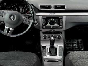 Pelēks Volkswagen Passat 2012 Klaipėda, ar dzinēja tilpumu 1.97 L un nobraukumu 282 tūkst. km par 5800 €, foto 18 vietnē AUTOMOTO.COM.LV