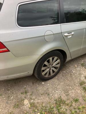 Pelēks Volkswagen Passat 2012 Kauņa, ar dzinēja tilpumu 1.40 L un nobraukumu 226 tūkst. km par 3500 €, foto 6 vietnē AUTOMOTO.COM.LV