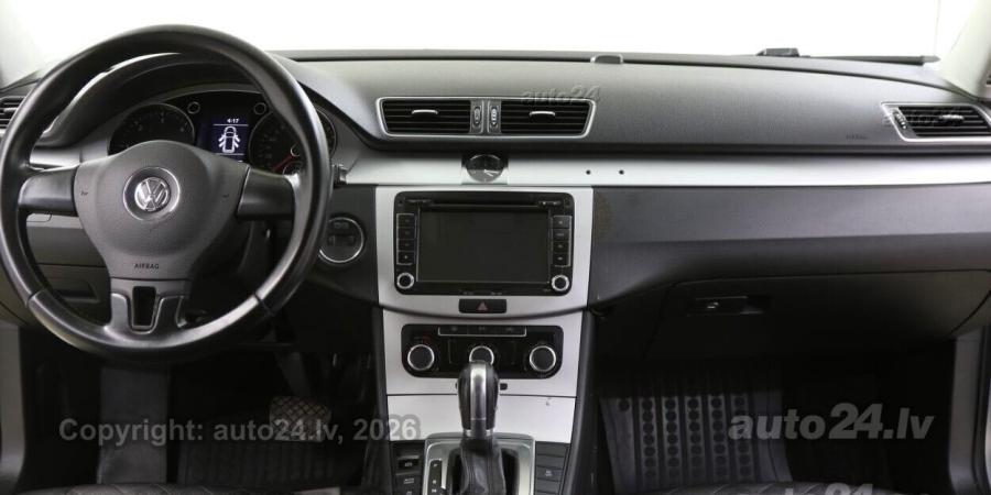 Pelēks Volkswagen Passat 2012 Tallina, ar dzinēja tilpumu 2.00 L un nobraukumu 340 tūkst. km par 4500 €, foto 4 vietnē AUTOMOTO.COM.LV
