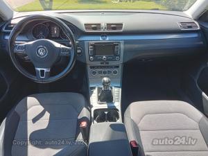 Grey Volkswagen Passat 2012 in Voru, with an engine capacity of 2.00 L and mileage of 269 thousand km for 5499 €, photo 11 on AUTOMOTO.COM.LV