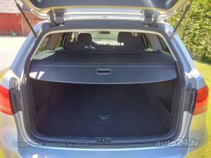 Grey Volkswagen Passat 2012 in Voru, with an engine capacity of 2.00 L and mileage of 269 thousand km for 5499 €, photo 13 on AUTOMOTO.COM.LV