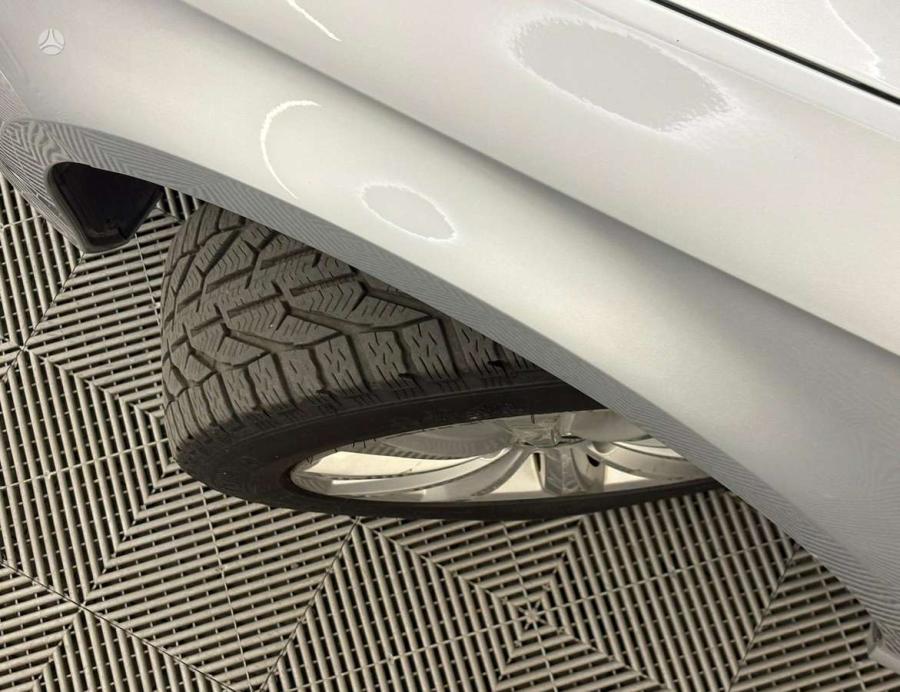 Pelēks Volkswagen Passat 2012 Marijampole, ar dzinēja tilpumu 1.97 L un nobraukumu 349 tūkst. km par 5450 €, foto 17 vietnē AUTOMOTO.COM.LV