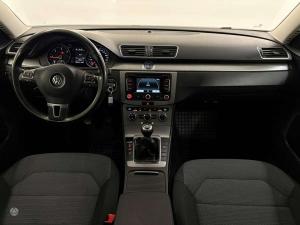 Pelēks Volkswagen Passat 2012 Marijampole, ar dzinēja tilpumu 1.97 L un nobraukumu 349 tūkst. km par 5450 €, foto 21 vietnē AUTOMOTO.COM.LV