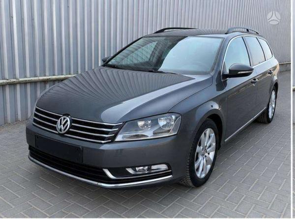 Pelēks Volkswagen Passat 2012 Marijampole, ar dzinēja tilpumu 2.00 L un nobraukumu 229 tūkst. km par 5650 €, foto 1 vietnē AUTOMOTO.COM.LV