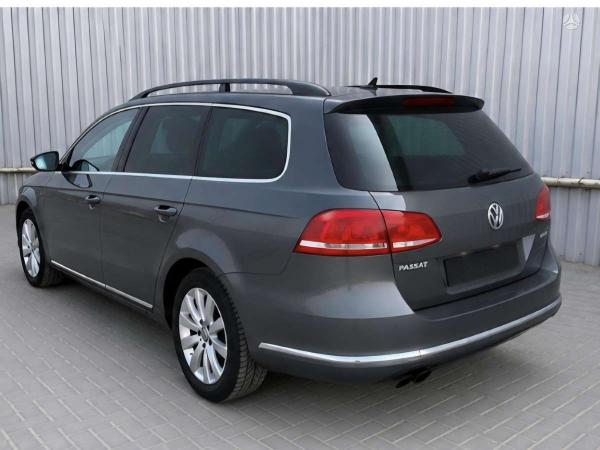Pelēks Volkswagen Passat 2012 Marijampole, ar dzinēja tilpumu 2.00 L un nobraukumu 229 tūkst. km par 5650 €, foto 3 vietnē AUTOMOTO.COM.LV