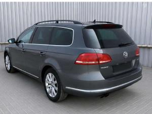 Grey Volkswagen Passat 2012 in Marijampole, with an engine capacity of 2.00 L and mileage of 229 thousand km for 5650 €, photo 4 on AUTOMOTO.COM.LV