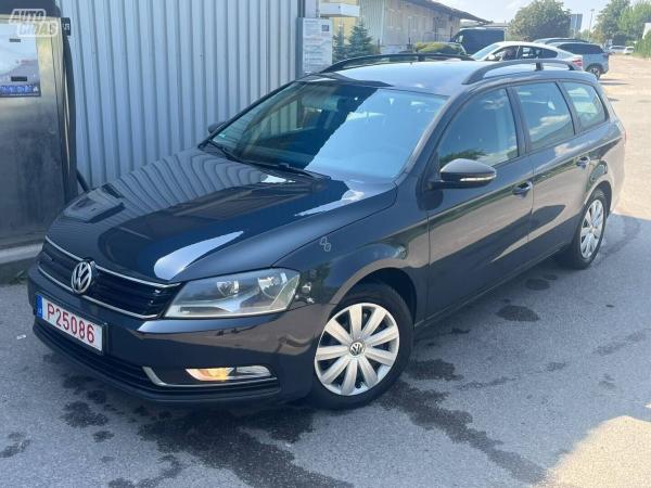 Grey Volkswagen Passat 2012 in Marijampole, with an engine capacity of 1.60 L and mileage of 220 thousand km for 4950 €, photo 1 on AUTOMOTO.COM.LV