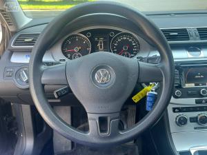 Grey Volkswagen Passat 2012 in Marijampole, with an engine capacity of 1.60 L and mileage of 220 thousand km for 4950 €, photo 9 on AUTOMOTO.COM.LV