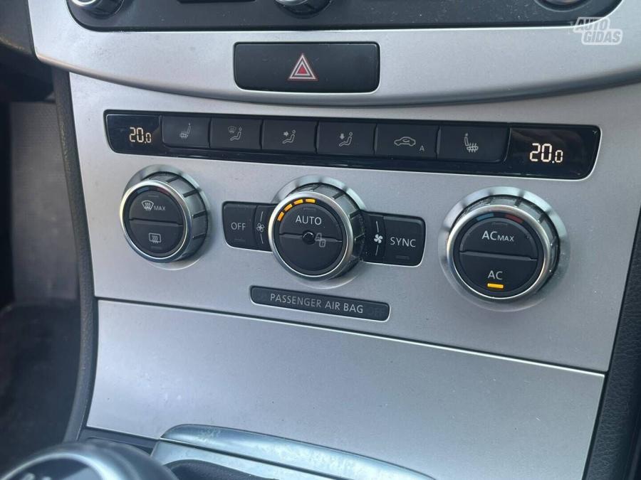 Grey Volkswagen Passat 2012 in Marijampole, with an engine capacity of 1.60 L and mileage of 220 thousand km for 4950 €, photo 14 on AUTOMOTO.COM.LV