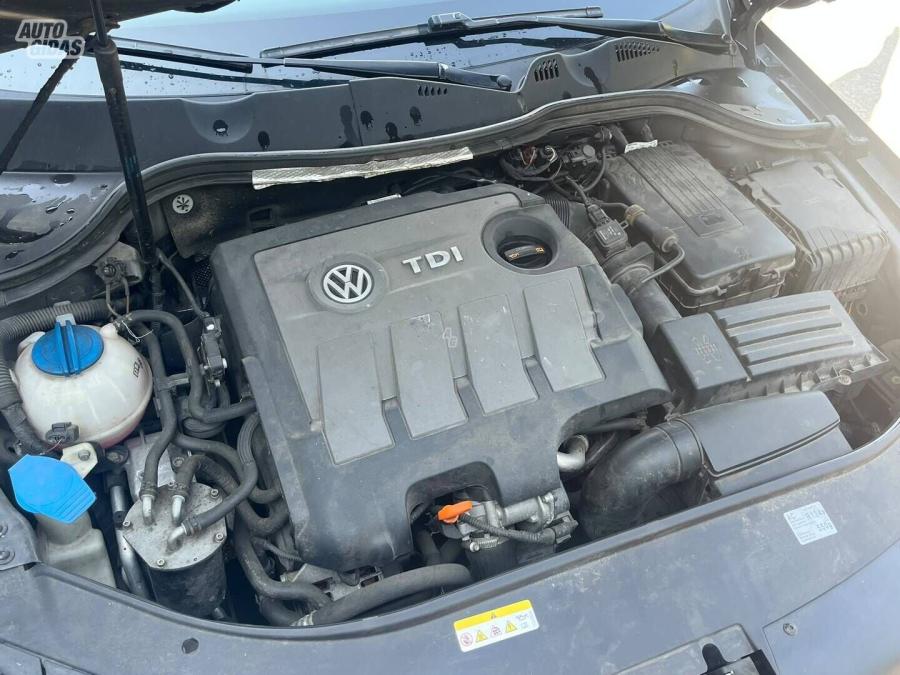 Grey Volkswagen Passat 2012 in Marijampole, with an engine capacity of 1.60 L and mileage of 220 thousand km for 4950 €, photo 16 on AUTOMOTO.COM.LV