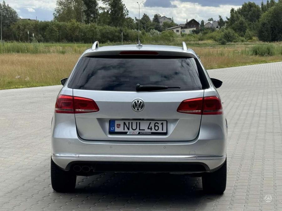 Pelēks Volkswagen Passat 2012 Šauļi, ar dzinēja tilpumu 2.00 L un nobraukumu 194 tūkst. km par 5699 €, foto 6 vietnē AUTOMOTO.COM.LV