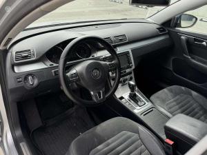 Pelēks Volkswagen Passat 2012 Šauļi, ar dzinēja tilpumu 2.00 L un nobraukumu 194 tūkst. km par 5699 €, foto 11 vietnē AUTOMOTO.COM.LV