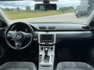 Pelēks Volkswagen Passat 2012 Šauļi, ar dzinēja tilpumu 2.00 L un nobraukumu 194 tūkst. km par 5699 €, foto 12 vietnē AUTOMOTO.COM.LV