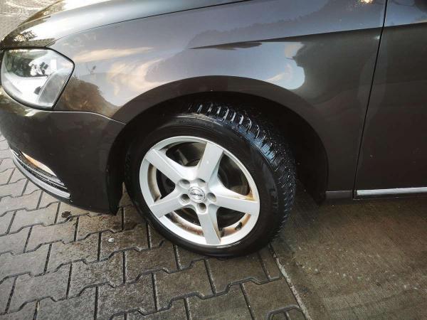 Pelēks Volkswagen Passat 2012 Viļņa, ar dzinēja tilpumu 1.60 L un nobraukumu 333 tūkst. km par 4888 €, foto 8 vietnē AUTOMOTO.COM.LV