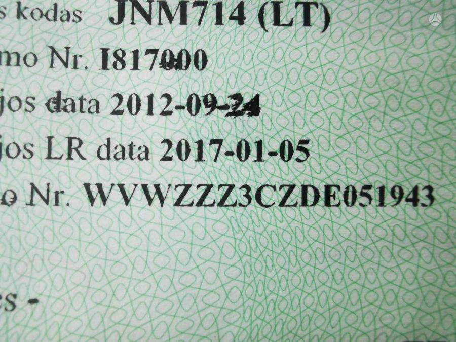 Серый Фольксваген Пассат 2012 в Вильнюс, объемом двигателя 1.60 л и пробегом 333 тыс. км за 4888 €, фото 21 на AUTOMOTO.COM.LV