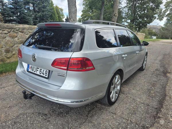Volkswagen Passat 2012 Viļņa vietnē Pelēks Volkswagen Passat 2012 Viļņa, ar dzinēja tilpumu 1.97 L un nobraukumu 376 tūkst. km par 4350 €, foto 5 vietnē AUTOMOTO.COM.LV