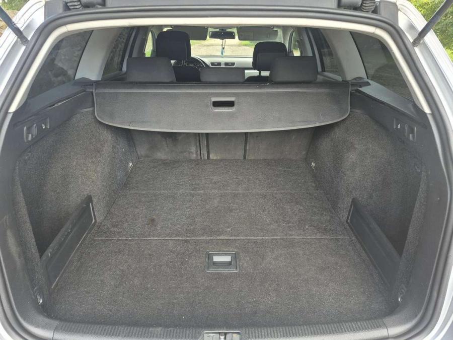 Pelēks Volkswagen Passat 2012 Viļņa, ar dzinēja tilpumu 1.97 L un nobraukumu 376 tūkst. km par 4350 €, foto 16 vietnē AUTOMOTO.COM.LV