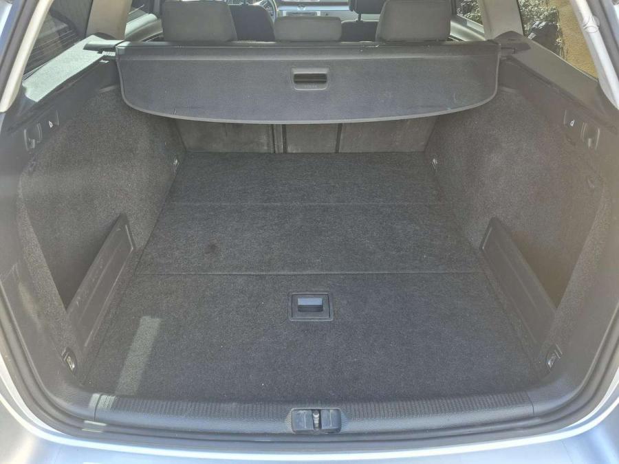 Pelēks Volkswagen Passat 2012 Viļņa, ar dzinēja tilpumu 1.97 L un nobraukumu 376 tūkst. km par 4350 €, foto 18 vietnē AUTOMOTO.COM.LV