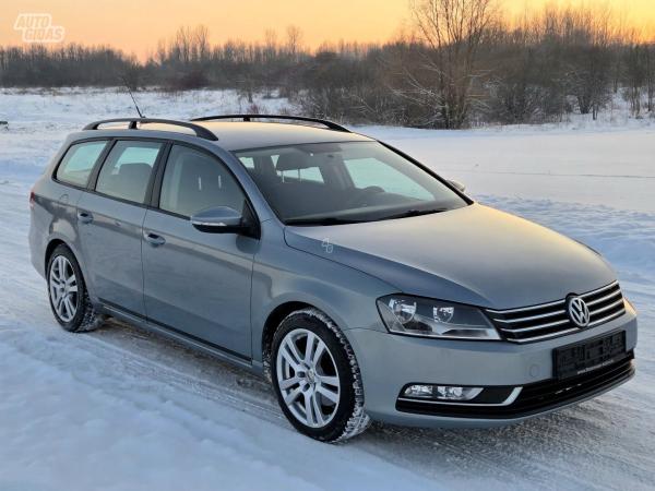 Grey Volkswagen Passat 2013 in Vilnius, with an engine capacity of 2.00 L and mileage of 337 thousand km for 4950 €, photo 1 on AUTOMOTO.COM.LV