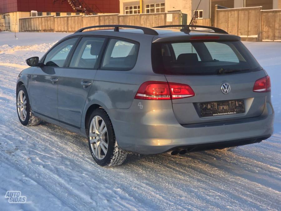 Grey Volkswagen Passat 2013 in Vilnius, with an engine capacity of 2.00 L and mileage of 337 thousand km for 4950 €, photo 5 on AUTOMOTO.COM.LV