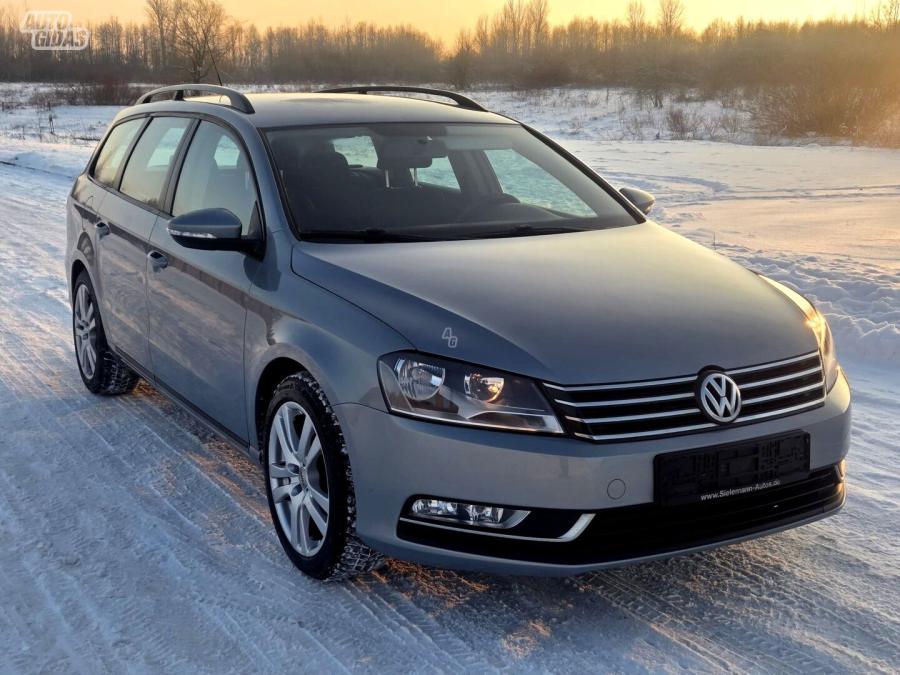 Grey Volkswagen Passat 2013 in Vilnius, with an engine capacity of 2.00 L and mileage of 337 thousand km for 4950 €, photo 9 on AUTOMOTO.COM.LV