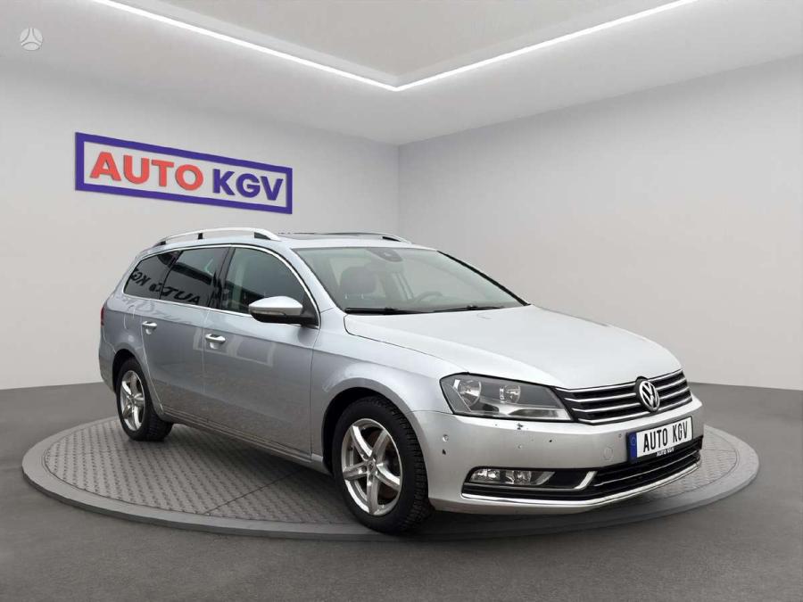 Grey Volkswagen Passat 2013 in Kaunas, with an engine capacity of 2.00 L and mileage of 276 thousand km for 6799 €, photo 7 on AUTOMOTO.COM.LV