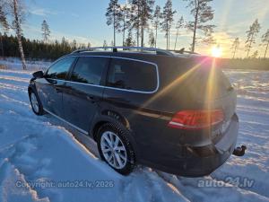 Grey Volkswagen Passat 2013 in Tallinn, with an engine capacity of 2.00 L and mileage of 254 thousand km for 8800 €, photo 4 on AUTOMOTO.COM.LV