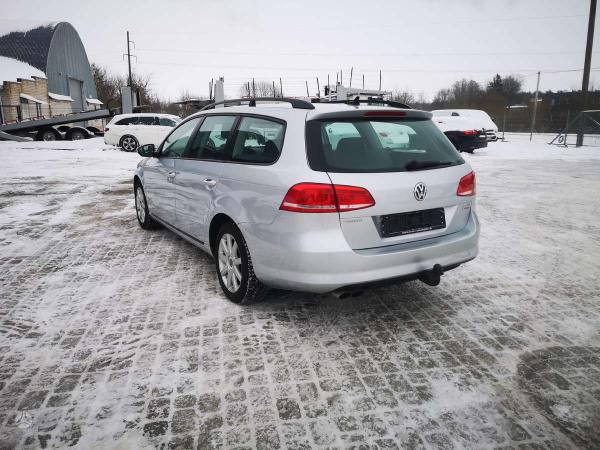 Pelēks Volkswagen Passat 2013 Radviliškis, ar dzinēja tilpumu 1.97 L un nobraukumu 291 tūkst. km par 5250 €, foto 3 vietnē AUTOMOTO.COM.LV