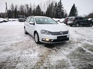Grey Volkswagen Passat 2013 in Radviliskis, with an engine capacity of 1.97 L and mileage of 291 thousand km for 5250 €, photo 4 on AUTOMOTO.COM.LV