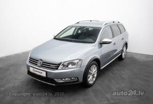 Grey Volkswagen Passat 2013 in Tallinn, with an engine capacity of 2.00 L and mileage of 236 thousand km for 8999 €, photo  on AUTOMOTO.COM.LV